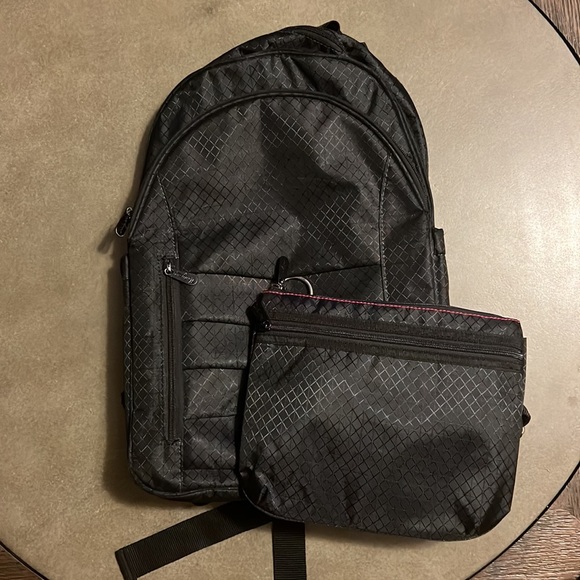 thirty-one | Bags | Thirtyone Deluxe Backpack And Mini Crossbody | Poshmark